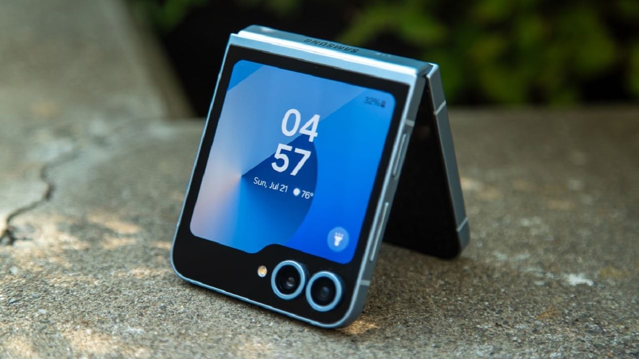 Samsung Galaxy Z Flip7 to Debut with Exynos 2500 Chipset - PhoneWorld