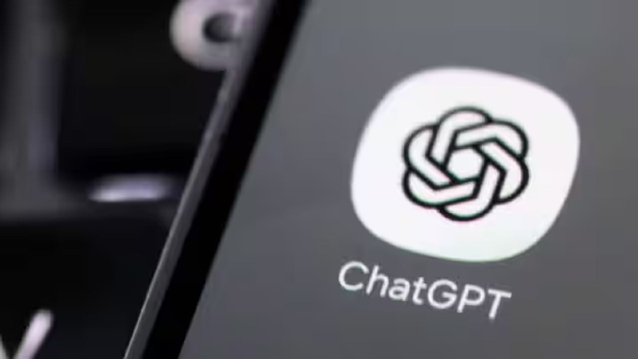 ChatGPT Introduces Locked Chats to Keep Private Conversations Secure ...